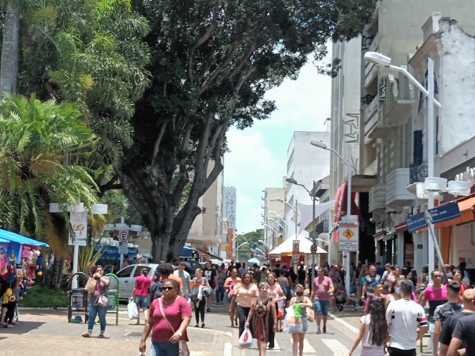 Comércio de Jundiaí atende até as 18h neste sábado (07/06) - Mães de ...